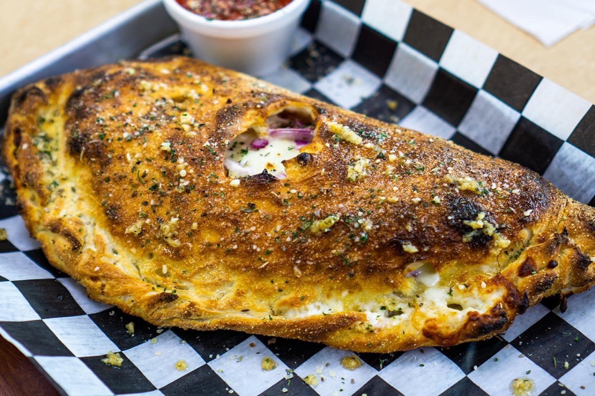 15 Best Pizza in Panama City Beach, Florida | Buzz On The Beach